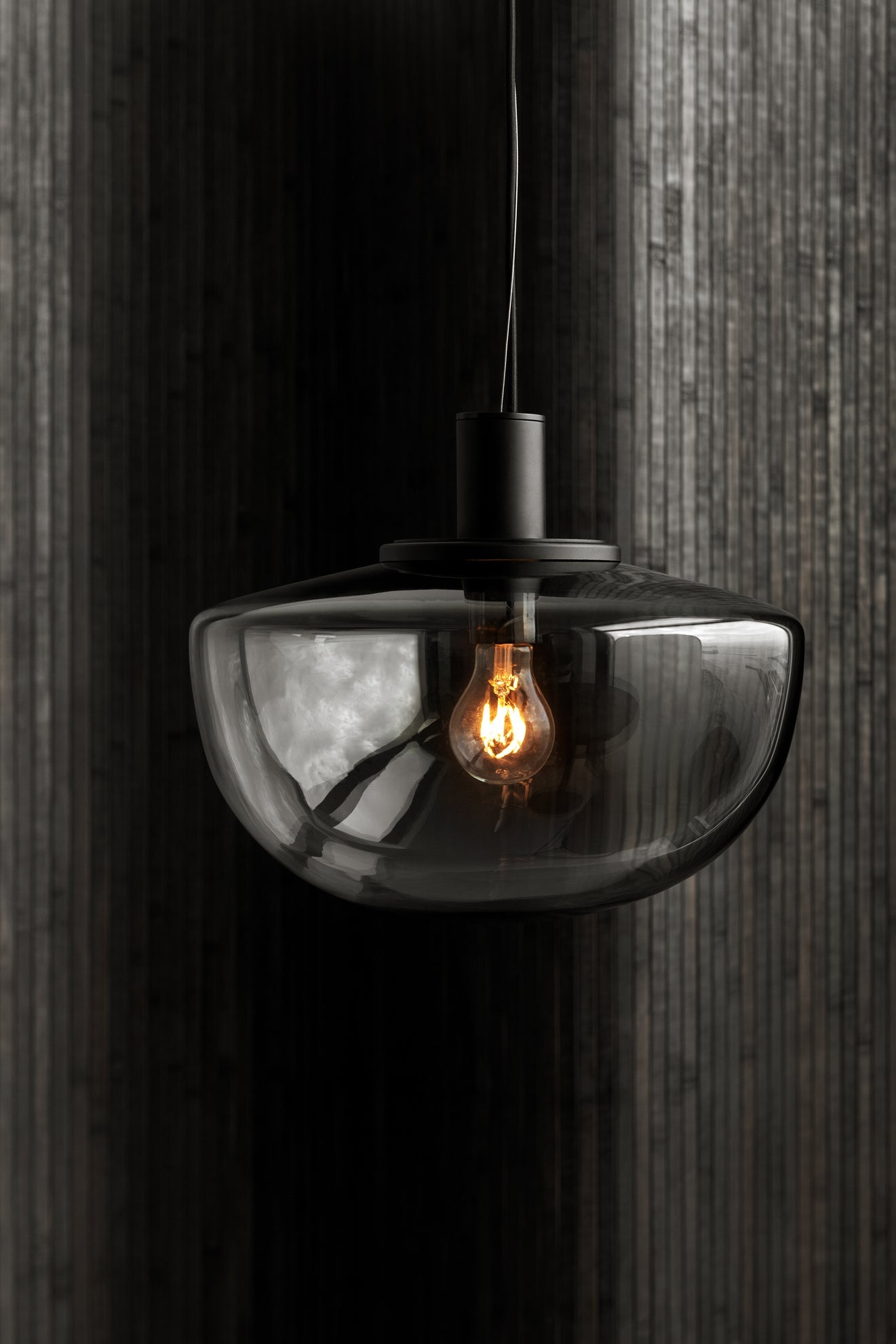 Bank Smoke Pendant – LIGHTIME